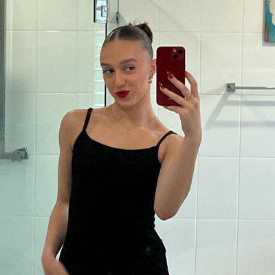 Abby White - Dancer | StageAgent