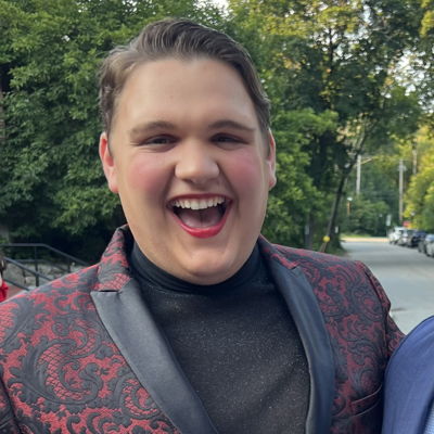 Alex McGuigan - Performer, Actor, Singer | StageAgent