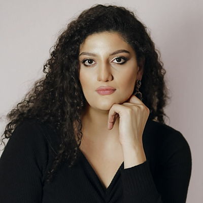 Arpi Sinanyan - Performer, Singer | StageAgent
