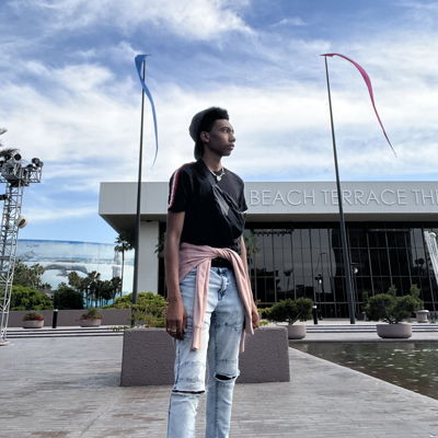 Aulton Cryer - Performer, Actor, Singer | StageAgent