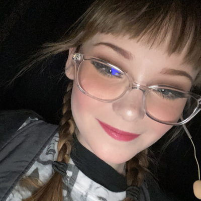 bee mckim - Actor, Singer | StageAgent