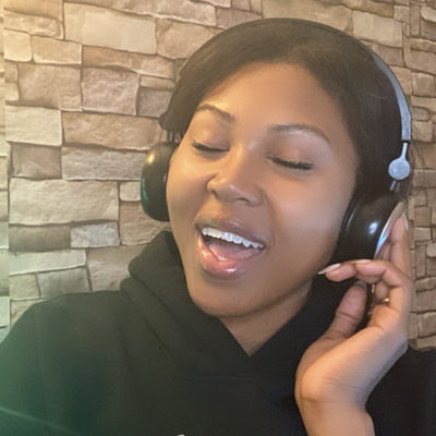 Bree Darling - Performer, Artistic Staff, Actor, Voice-over, Singer, Model, Marketing/Business ...