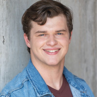 Cade Sharp - Actor, Singer | StageAgent