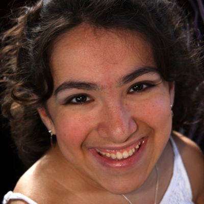 Carolina Robledo - Performer, Fan, Actor, Dancer, Singer | StageAgent