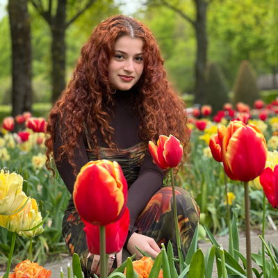 Charis Orfanidou - Performer, Singer | StageAgent