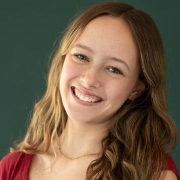 Chloe Steverson - Performer, Actor, Dancer, Singer, Model, Voice-over ...