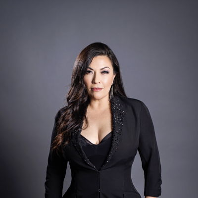 Christine Shebeck - Performer, Actor, Singer | StageAgent