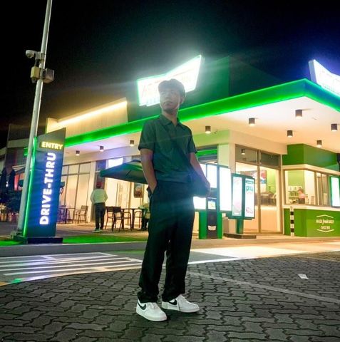 Clark Santos - Fan | StageAgent