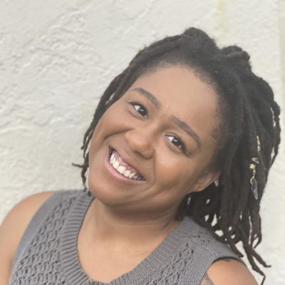 Danielle Snelling - Actor, Dancer, Voice-over, Singer | StageAgent