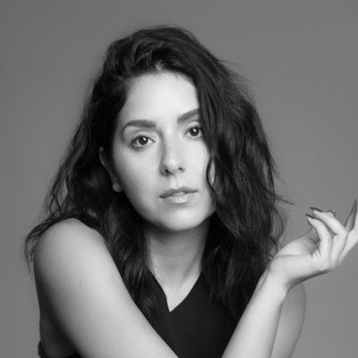 Diana Bovio - Performer, Actor, Singer | StageAgent