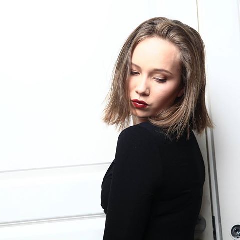 Dina Ahlman - Performer, Actor, Singer | StageAgent