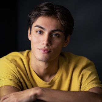 Rock of Ages (Musical) Plot & Characters | StageAgent