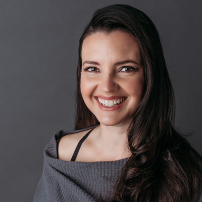 Eileen Trilli - Performer, Actor, Voice-over, Singer | StageAgent