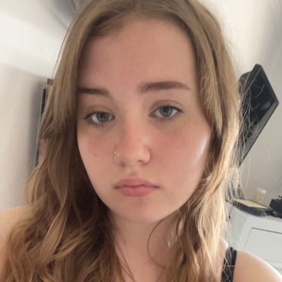 Emily Ross - Performer, Fan, Actor, Singer | StageAgent