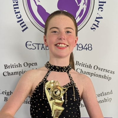 Emma Chambers - Performer, Actor, Dancer, Singer | StageAgent