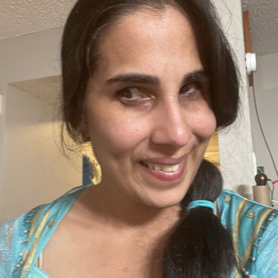Esha Mehta - Performer, Fan | StageAgent