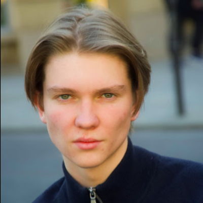 Finn Bradley - Actor, Singer, Model | StageAgent