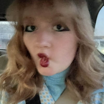 Hailey Hathaway-Oxley - Performer, Fan, Actor, Dancer, Singer | StageAgent