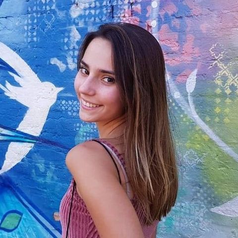 Iara Almeida - Performer, Fan, Actor, Dancer, Singer | StageAgent