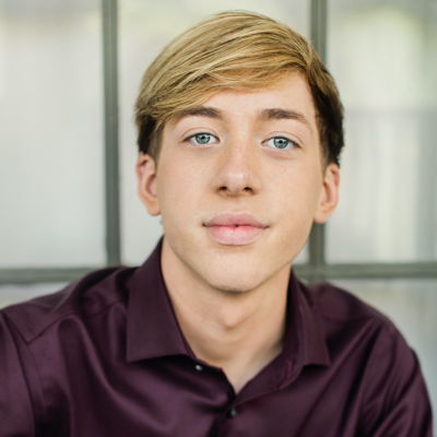 Jacob Dueker - Performer, Actor, Dancer, Singer, Model | StageAgent