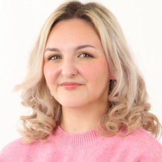 Photos and Videos of Kat - Performer, Student, Fan, Actor, Dancer ...