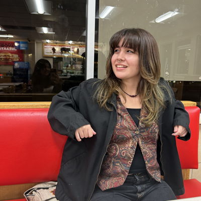 Katie Handley - Performer, Actor, Dancer, Voice-over, Singer | StageAgent