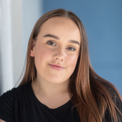 Libby Ainsworth - Performer, Actor, Dancer, Singer, Comedian | StageAgent