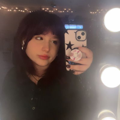 Lilly Dreydoppel - Performer, Actor, Dancer, Singer | StageAgent