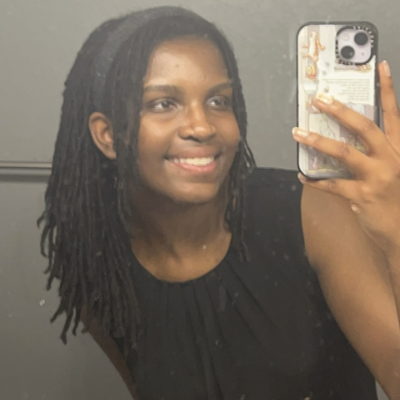 Lily Cain - Actor, Singer | StageAgent