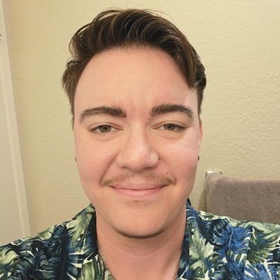 Lou Hasak - Performer, Fan, Actor, Singer, Comedian | StageAgent