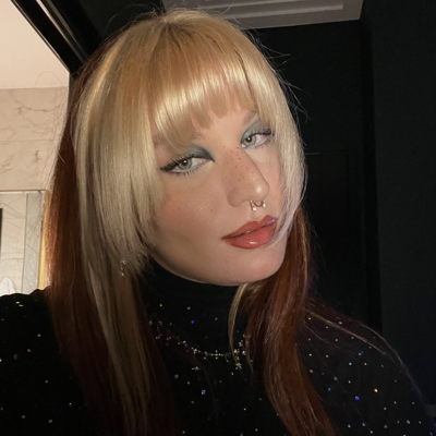 Mary Stulsas - Actor, Dancer, Singer, Model | StageAgent