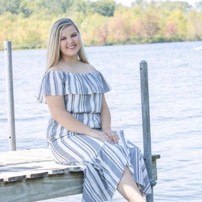 Meredith Nichols - Performer, Fan, Actor, Singer | StageAgent