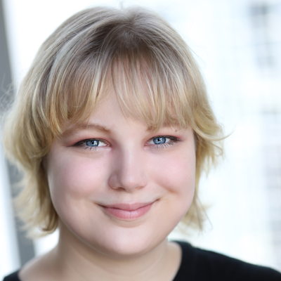 Michelle Strom - Performer, Actor, Voice-over, Singer, Comedian ...