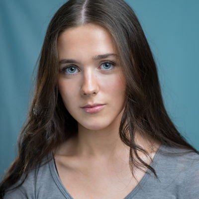 Millie Downes - Performer, Actor, Dancer, Singer | StageAgent