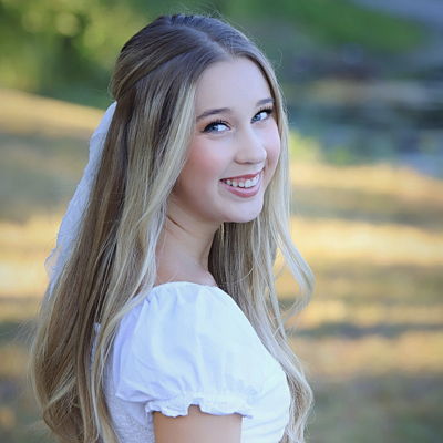 Neely Leathers - Performer, Fan, Actor, Singer | StageAgent