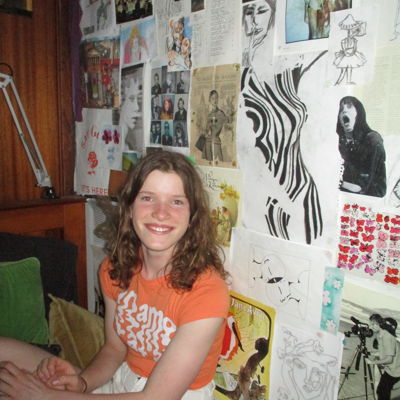 Niamh Webster - Performer, Actor, Dancer, Singer, Comedian | StageAgent