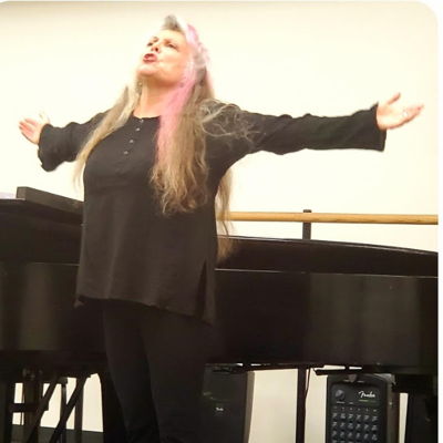 Nina David - Actor, Voice-over, Singer | StageAgent