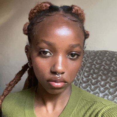 Njeri Mwangi - Fan | StageAgent