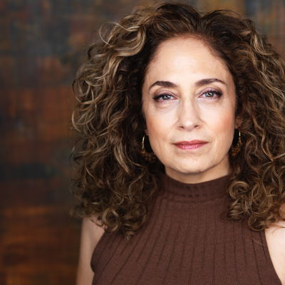 Rosanna - Performer, Actor, Voice-over | StageAgent