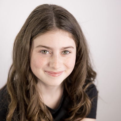 Sarah Weyenberg - Performer, Actor, Voice-over, Singer, Model | StageAgent