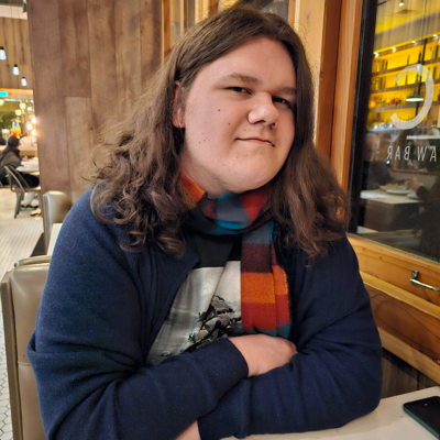 Silas Turnidge - Performer, Fan, Actor, Voice-over, Singer, Model ...