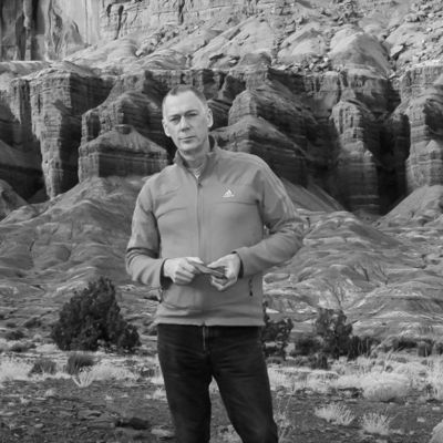 Simon KIng - Playwright, Casting Director, Director, Producer | StageAgent