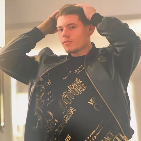 Stefano Martucci - Performer, Student, Fan, Actor, Dancer, Voice-over ...