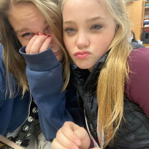 Sydney McDaniel - Performer, Actor, Dancer, Singer | StageAgent