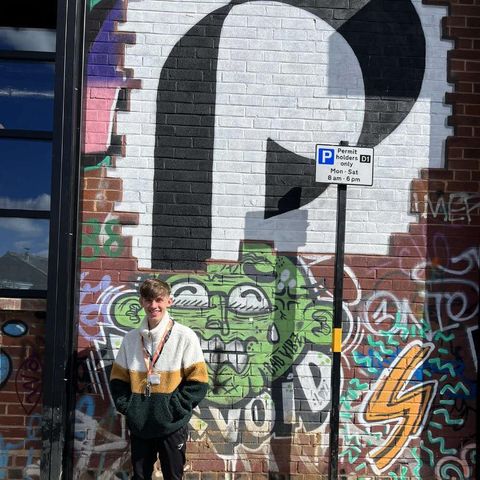 Theo Edmondson - Performer, Actor, Dancer, Singer | StageAgent