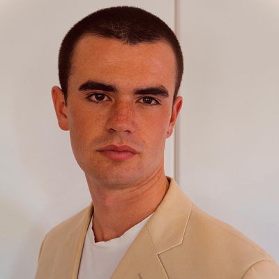 Theo - Performer, Fan, Actor | StageAgent