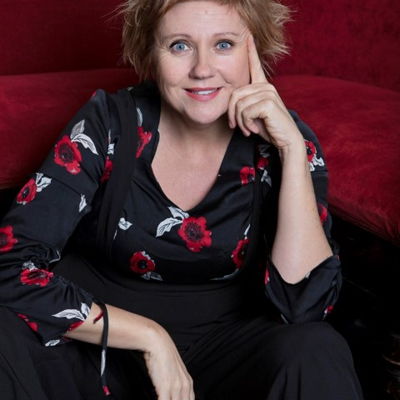 Una Hagen - Performer, Teacher, Actor, Singer, Music Teacher, Vocal ...