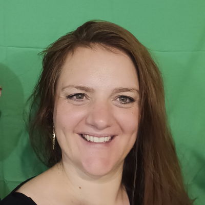 Veerle Bekaert - Actor, Singer | StageAgent