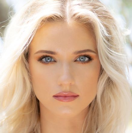 Victoria Flounders | StageAgent