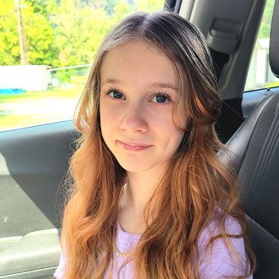 Ayla White - Fan, Actor, Singer | StageAgent